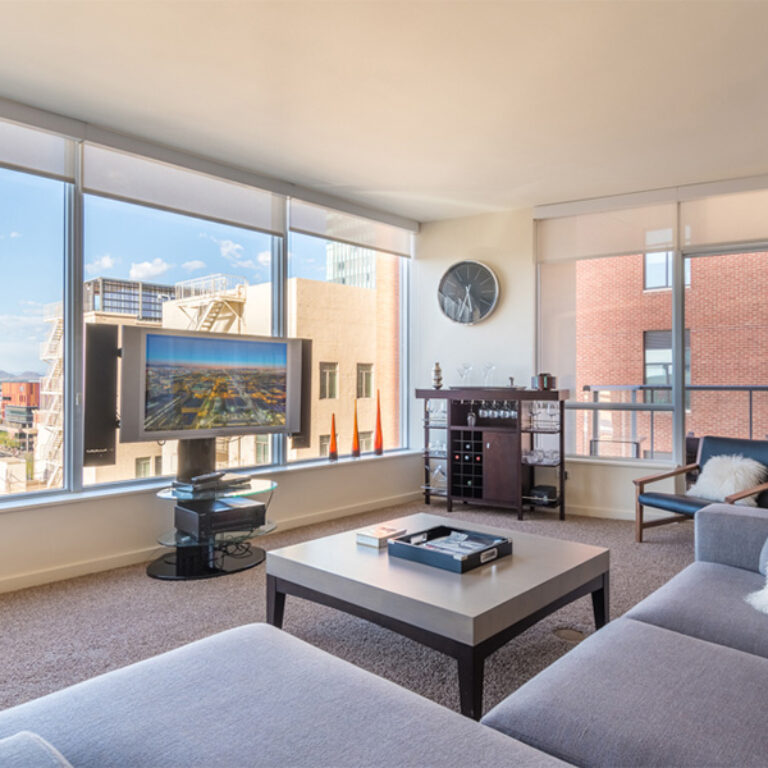 44 Monroe | View Gallery for new Phoenix, AZ Apartments