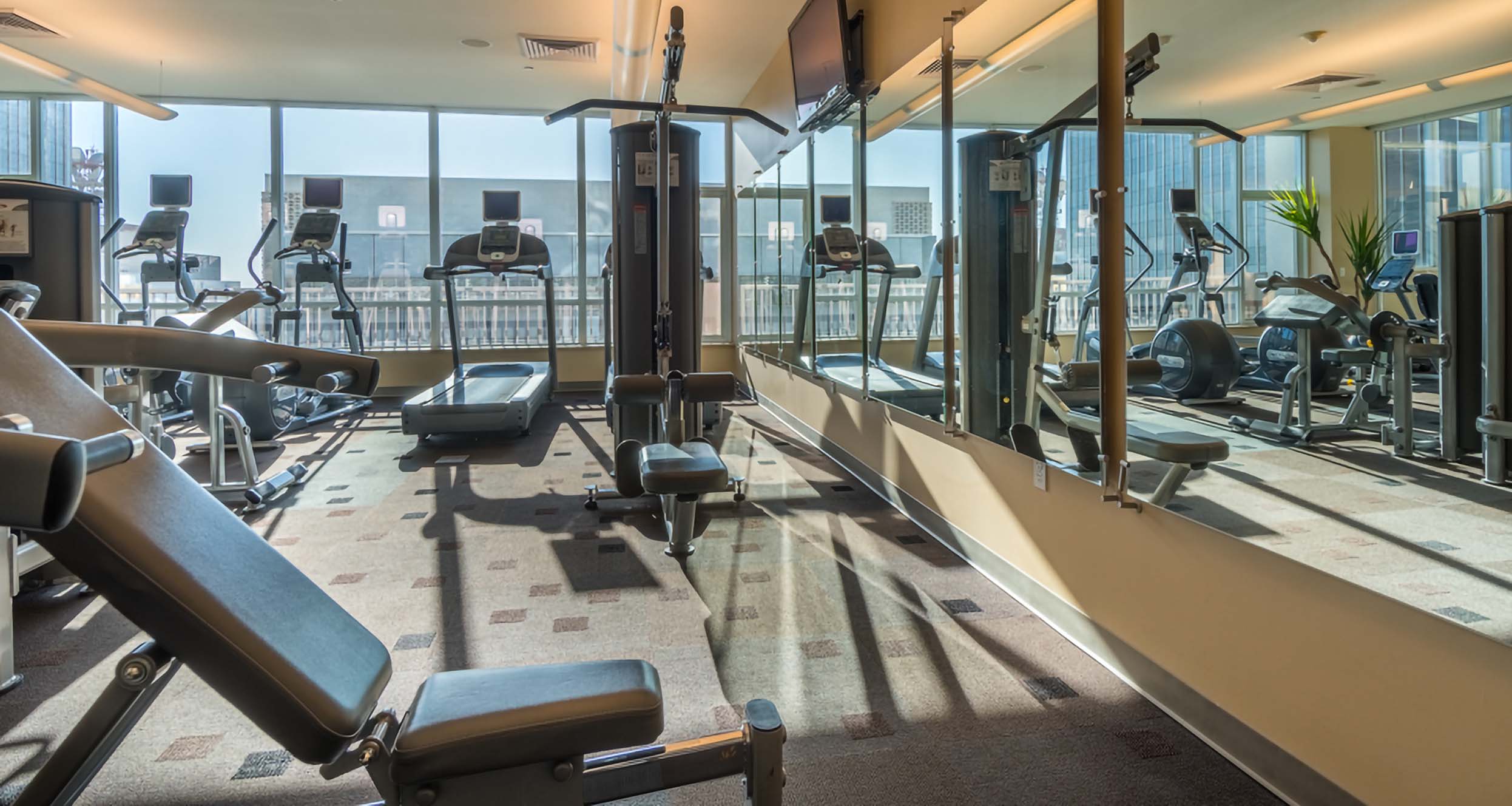 44 Monroe | Luxury Apartment Amenities In Phoenix, Arizona