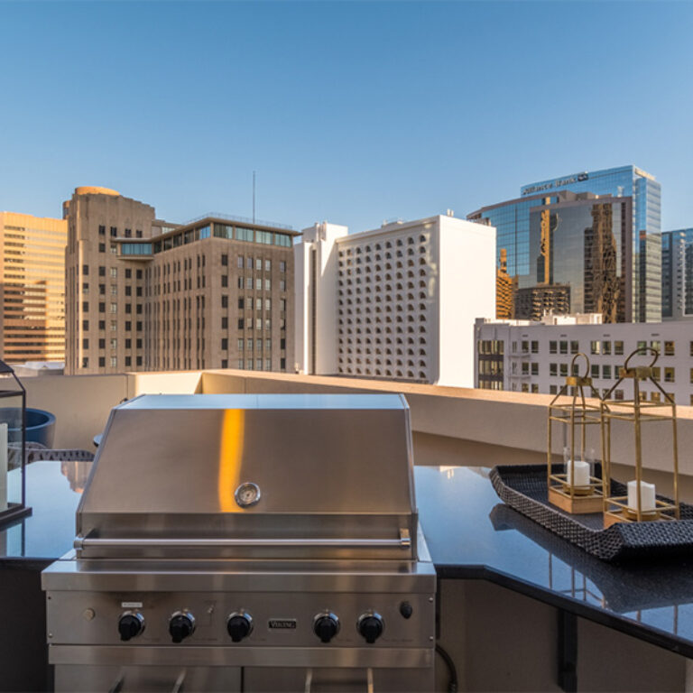 44 Monroe | View Gallery for new Phoenix, AZ Apartments