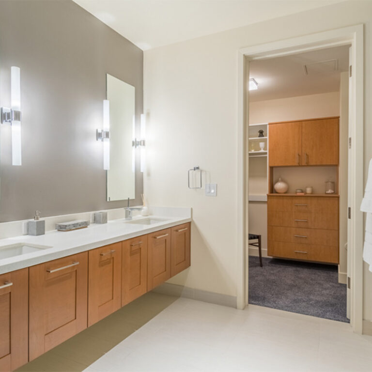 44 Monroe | View Gallery for new Phoenix, AZ Apartments