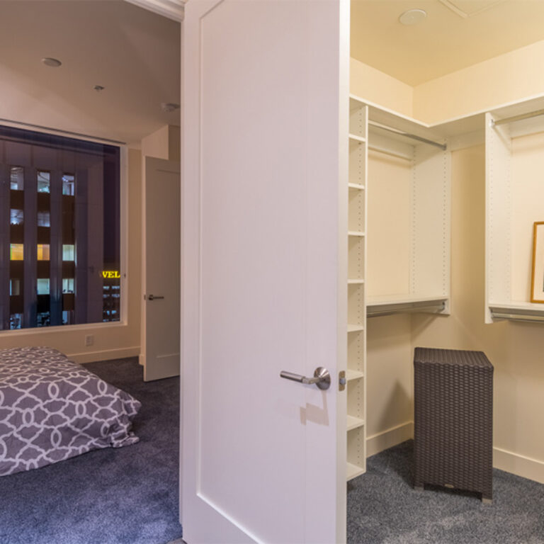 44 Monroe | View Gallery for new Phoenix, AZ Apartments