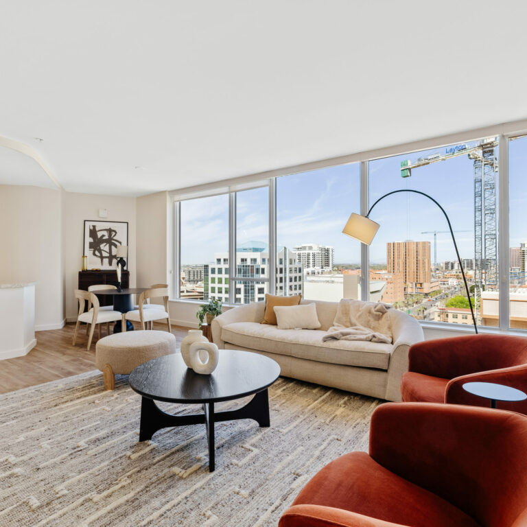Photos of Our Phoenix Apartment Complex | 44 Monroe