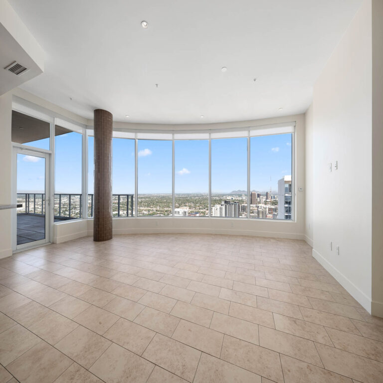 Photos of Our Phoenix Apartment Complex | 44 Monroe