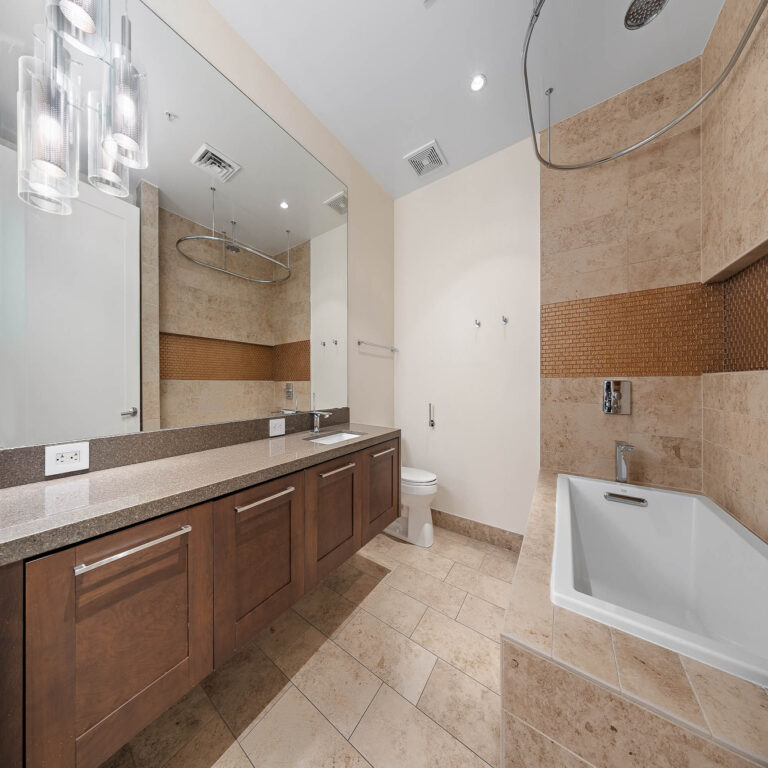 Photos of Our Phoenix Apartment Complex | 44 Monroe
